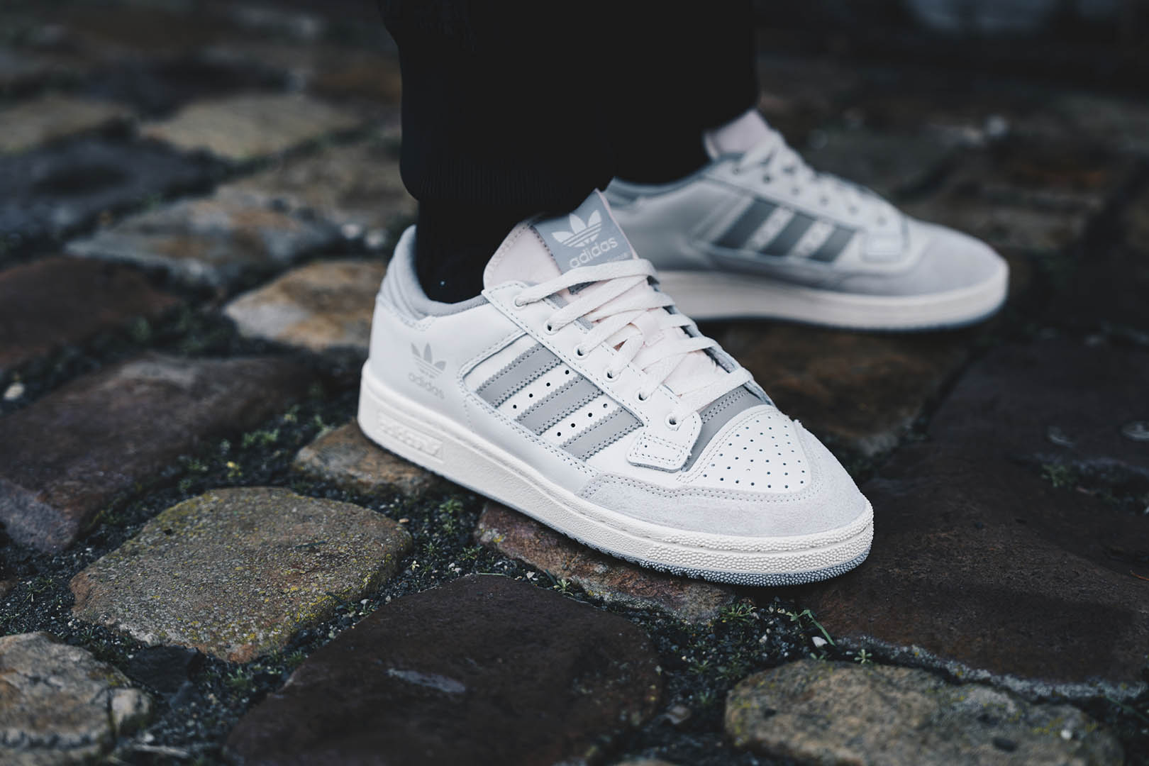 adidas Centennial 85 Lo adidas Centennial 85 Lo